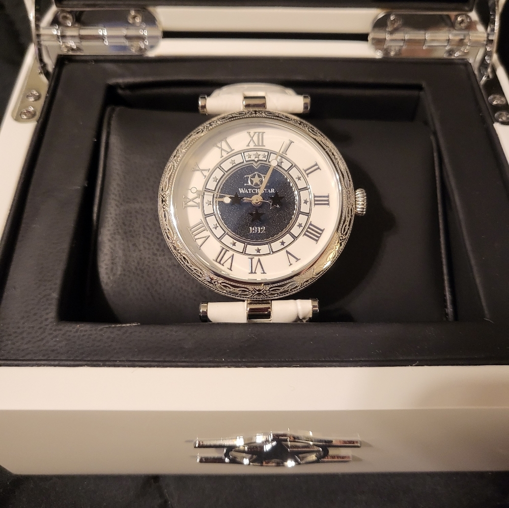 Dna Of Titanic Watch Similar To Romain Jerome Titanic - Gem